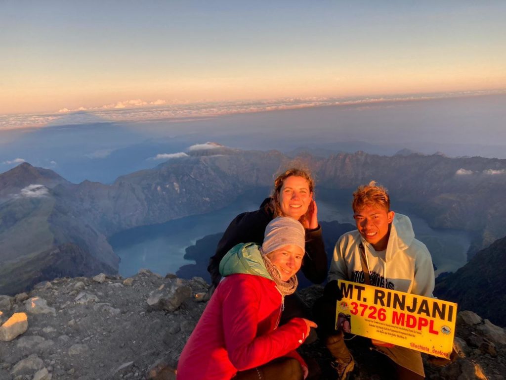 Trip to Mount Rinjani 4-days 3-nights start Senaru end Sembalun
